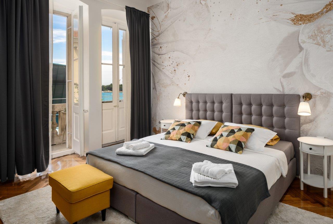 Apartment Romeo & Juliet Poreč, with balcony and sea view - Apartment ...